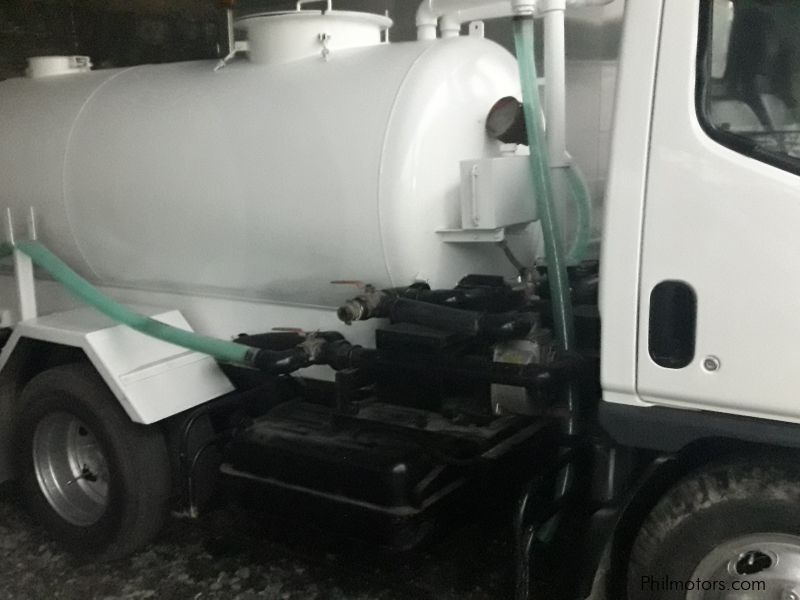 Used Mitsubishi Canter Recon 4M51 Water Tanker | 2001 Canter Recon 4M51 ...