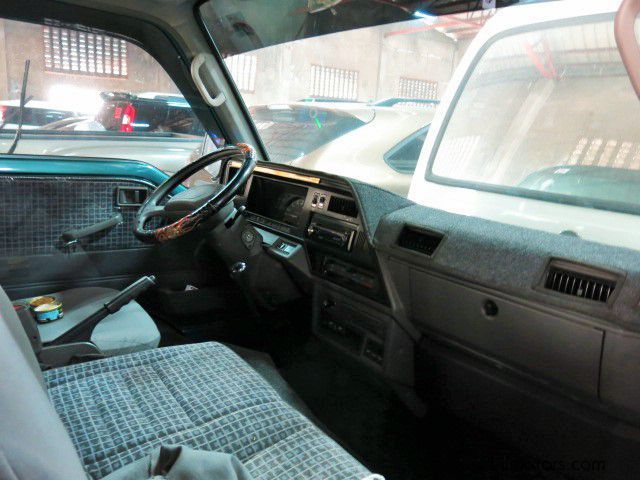 Used Nissan Urvan Escapade | 2012 Urvan Escapade for sale | Paranaque ...