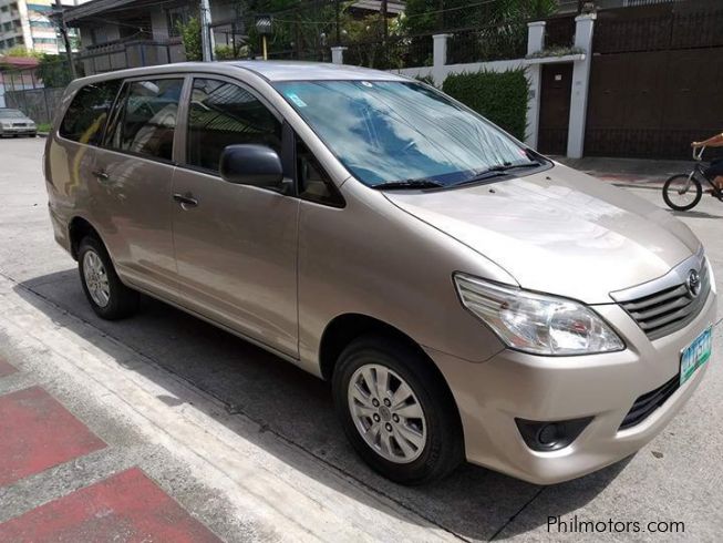 Used Toyota Innova E | 2012 Innova E for sale | Quezon City Toyota ...