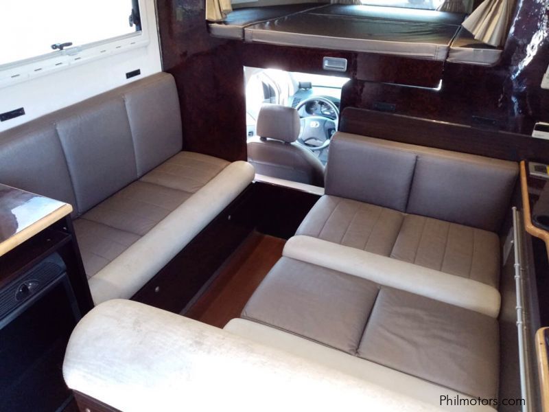 Used Toyota Hilux and Carryboy Caravan Mobile Home Recreational Vehicle ...