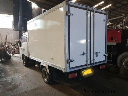 Used Kia Refrigerated Freezer Van | 2015 Refrigerated Freezer Van for ...