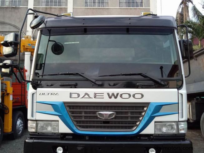 Used Daewoo tractor head 10 wheeler | 2018 tractor head 10 wheeler for ...