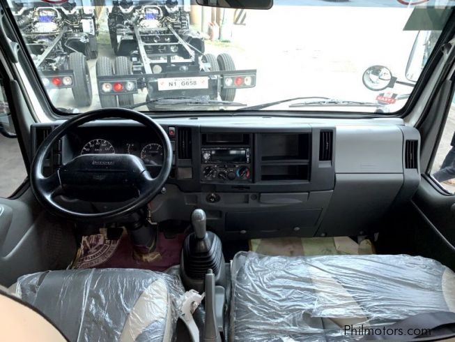 Used Isuzu sobida nkr- double cab drop side for sale | 2023 sobida nkr ...