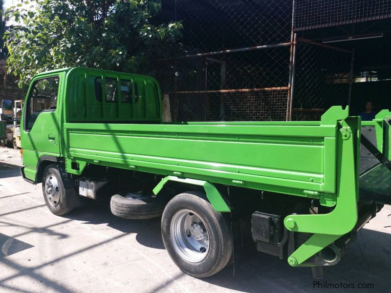 Used Isuzu Elf Recon Dropside Cargo with Power tailgate 4x2 4HF1 | 1999 ...