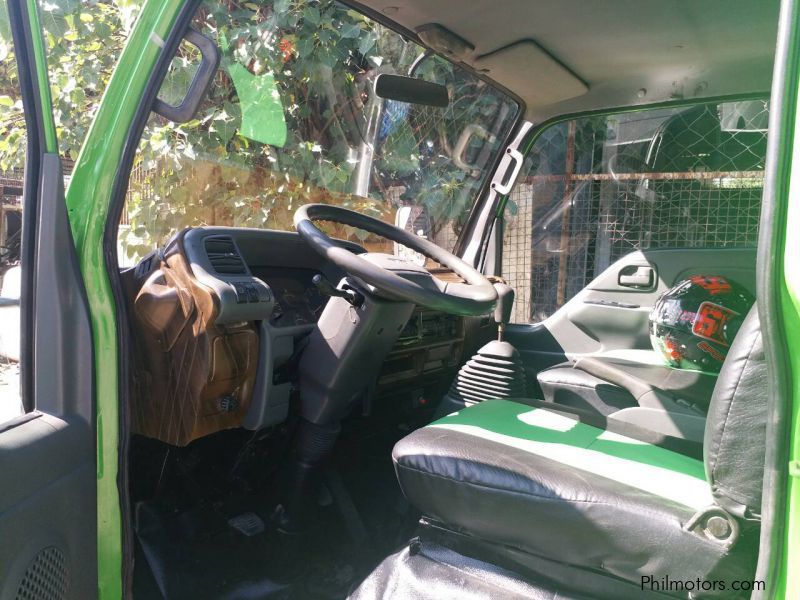 Used Isuzu Elf Recon Dropside Cargo with Power tailgate 4x2 4HF1 | 1999 ...