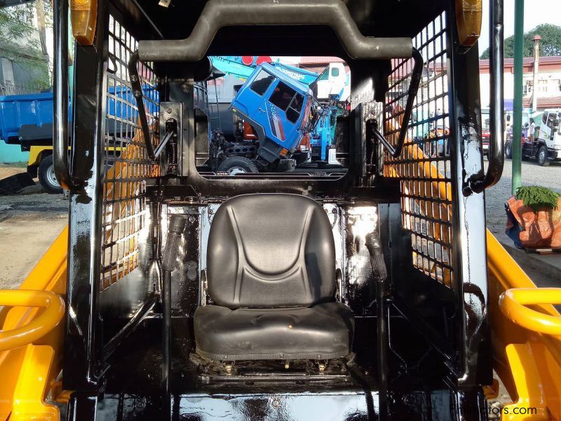 Used hyundai skid loader or payloader | 2001 skid loader or payloader ...