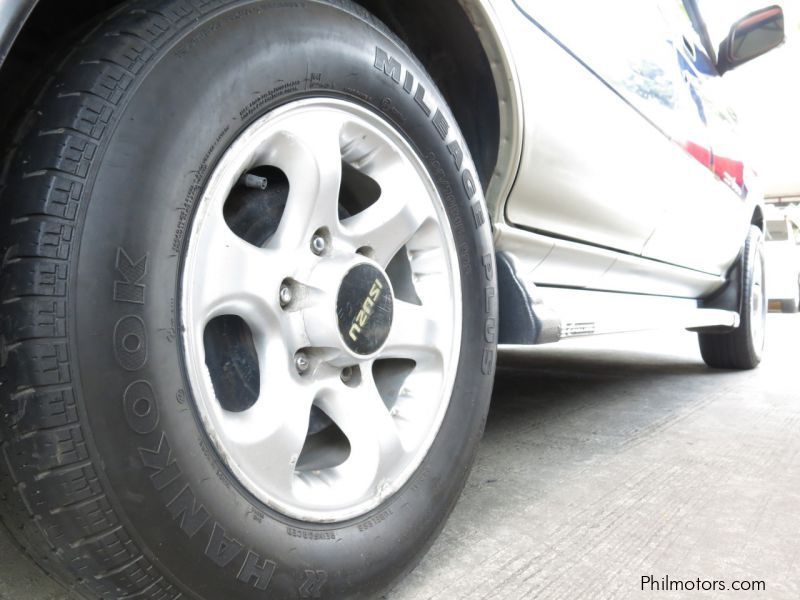 Used Isuzu Crosswind XTO | 2002 Crosswind XTO for sale | Rizal Isuzu ...