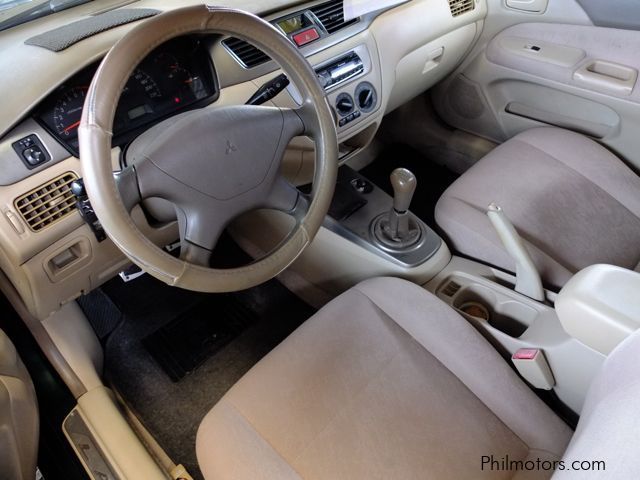 Mitsubishi Lancer 2003 Interior