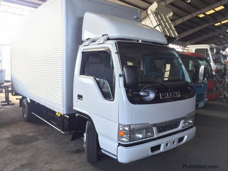Used Isuzu 14ft NKR Alum Van | 2004 14ft NKR Alum Van for sale | Quezon ...
