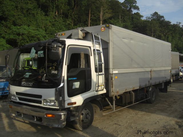 Used Isuzu Forward 21 Feet, Wing Van | 2004 Forward 21 Feet, Wing Van ...