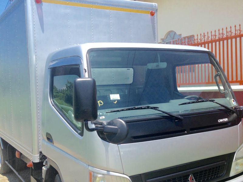 Used Mitsubishi Mitsubishi Canter wide aluminum van | 2005 Mitsubishi ...