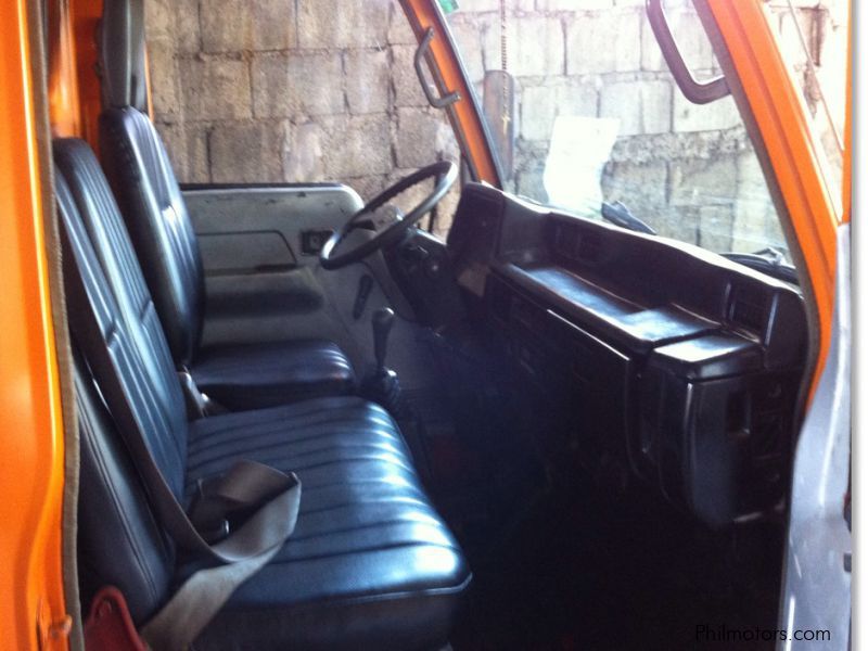 Used Mitsubishi Canter mini dump truck | 2009 Canter mini dump truck ...