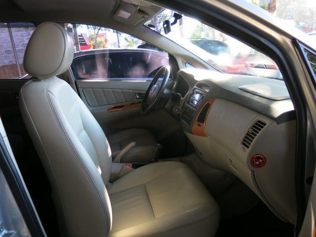 Used Toyota Innova V | 2009 Innova V for sale | Muntinlupa City Toyota ...
