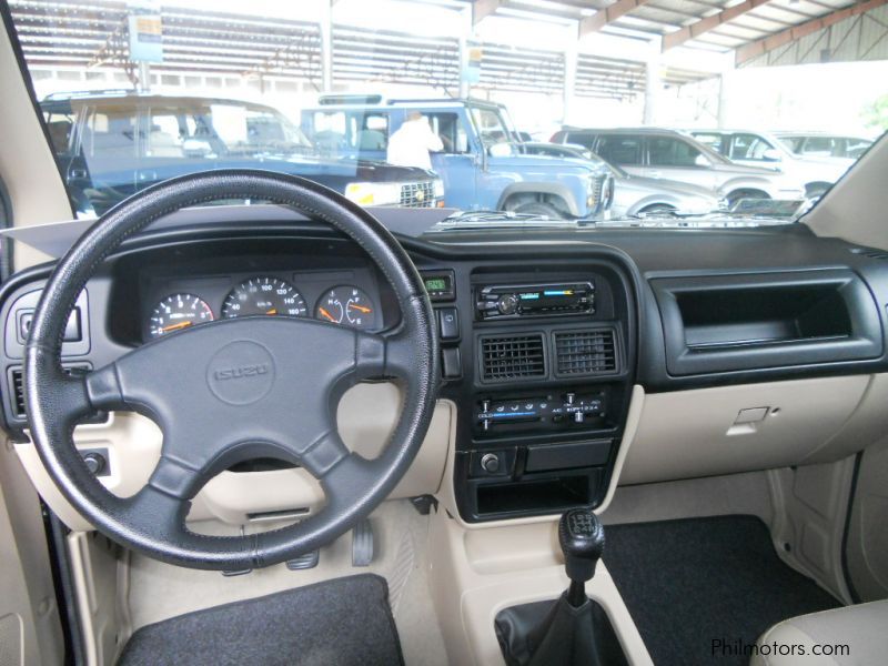 Used Isuzu Crosswind XTi 2010 | 2010 Crosswind XTi 2010 for sale ...