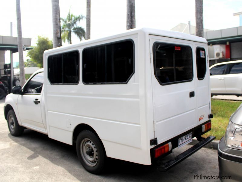 Used Isuzu IPV | 2010 IPV for sale | Pampanga Isuzu IPV sales | Isuzu ...