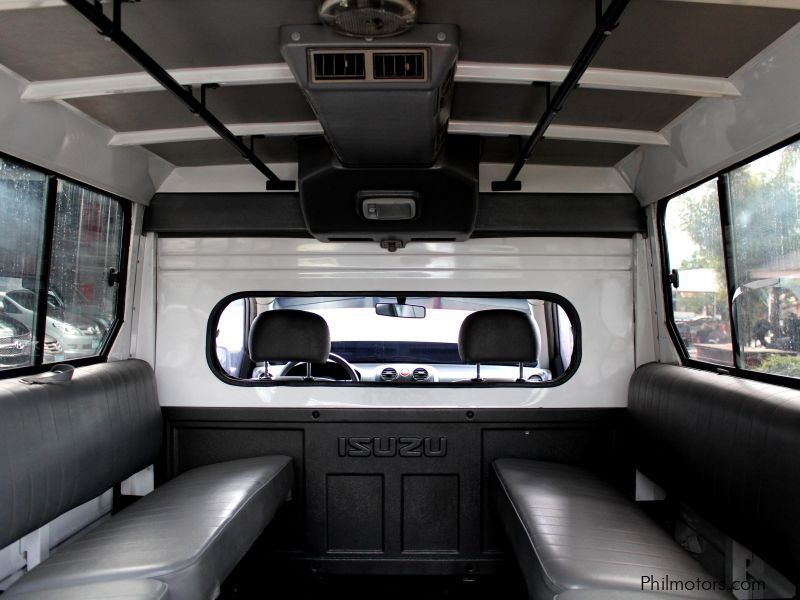 Used Isuzu IPV | 2010 IPV for sale | Pampanga Isuzu IPV sales | Isuzu ...