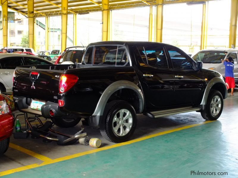 Used Mitsubishi Strada | 2010 Strada for sale | Quezon City Mitsubishi ...