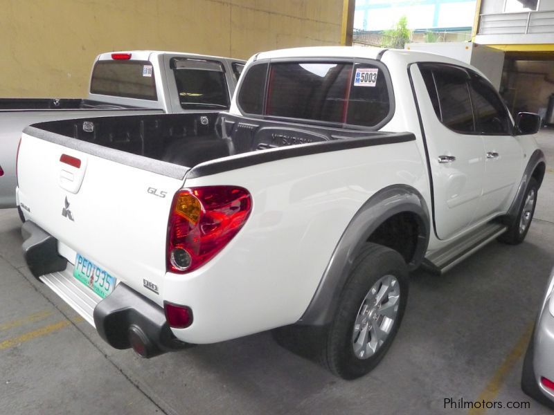Used Mitsubishi Strada | 2010 Strada for sale | Quezon City Mitsubishi ...