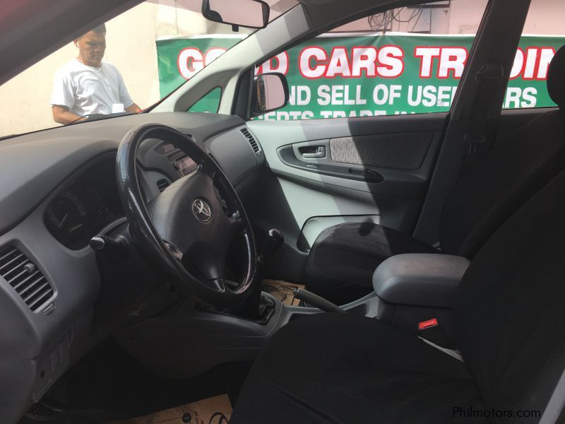 Used Toyota Innova E | 2011 Innova E for sale | Makati City Toyota ...