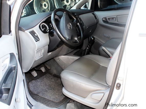 Used Toyota Innova J | 2011 Innova J for sale | Pampanga Toyota Innova ...