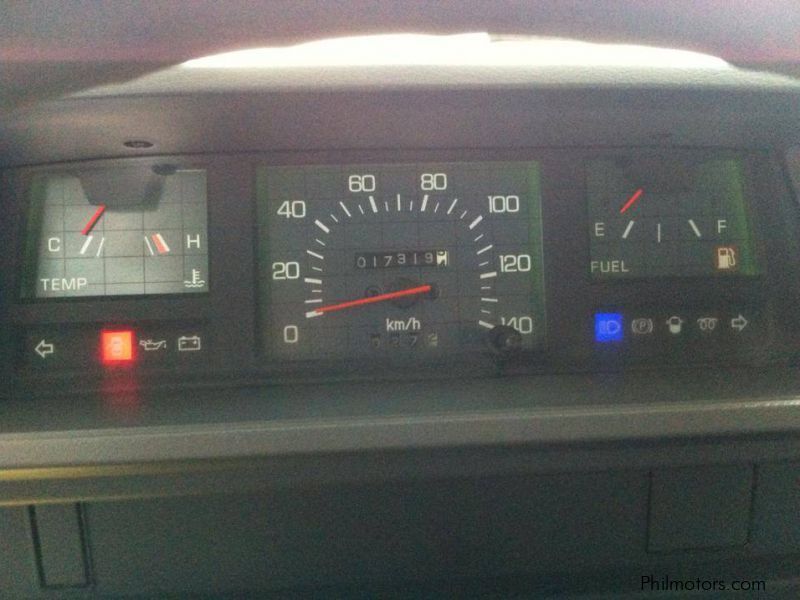 Used Mitsubishi L300 | 2013 L300 for sale | Pampanga Mitsubishi L300 ...