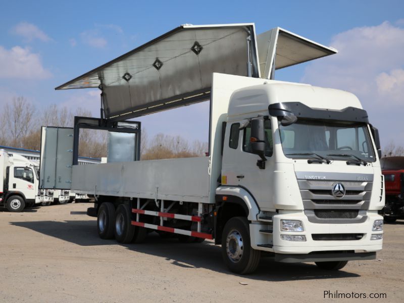 New Sinotruk Hohan 6x2 Wing Van with Lift Axle | 2016 Hohan 6x2 Wing ...