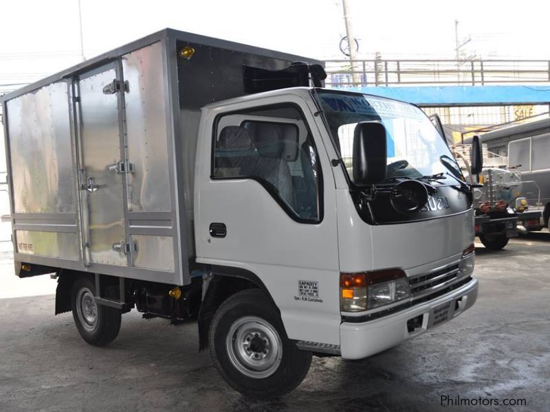 Used Isuzu 10ft CLosed Van | 2017 10ft CLosed Van for sale | Quezon ...