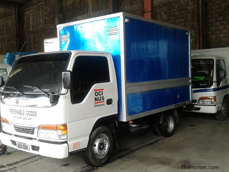 Used Isuzu 10ft closed van | 2017 10ft closed van for sale | Quezon ...